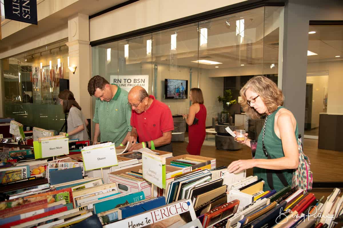 GLA | The Really Good, Really Big, Really Cheap Book Sale
